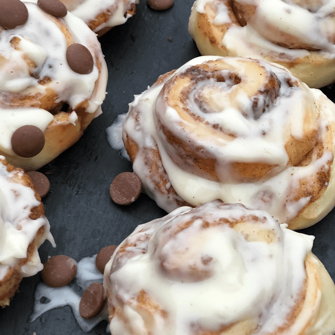Cinnabon Rolls – Tiers