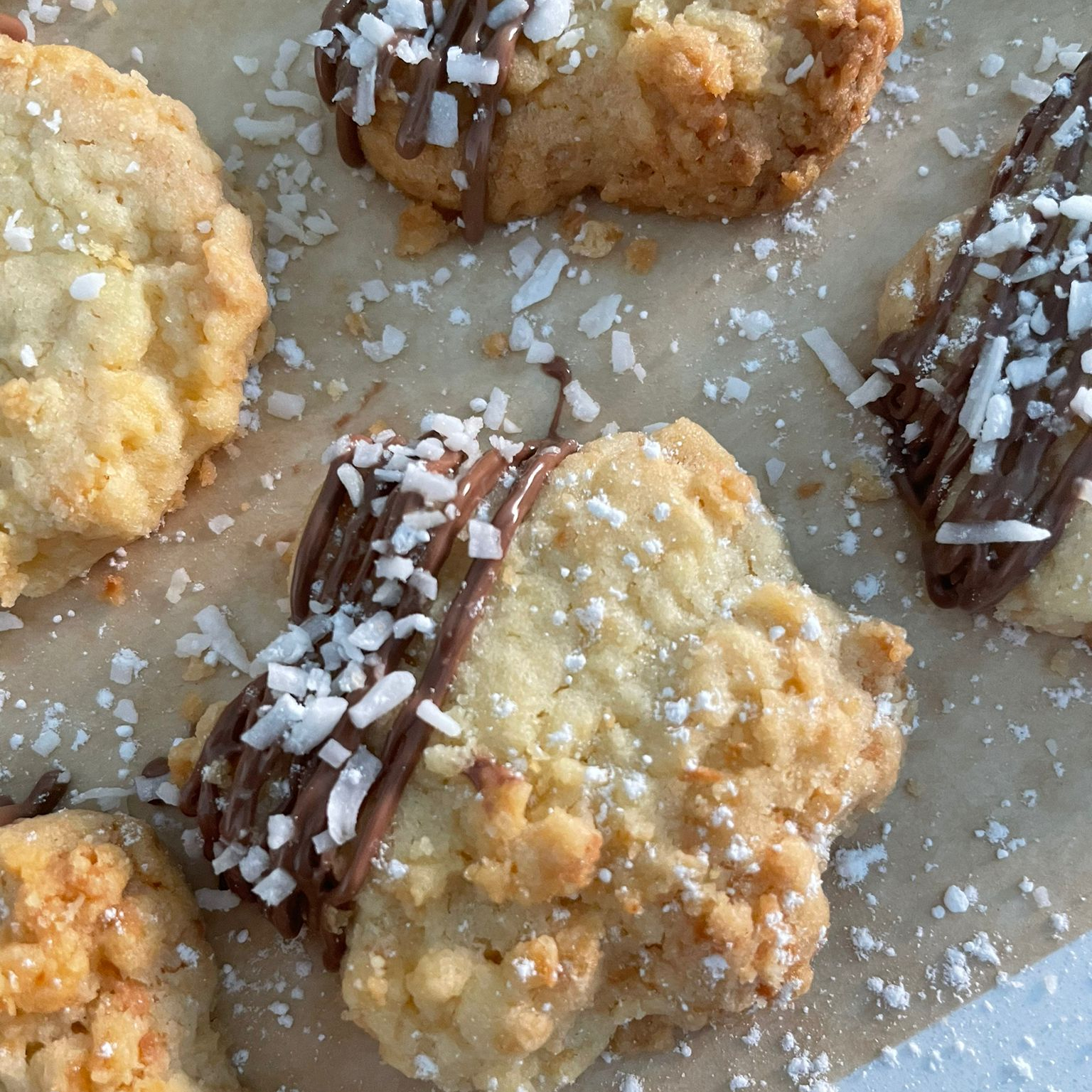 Coconut Biscuits – Tiers